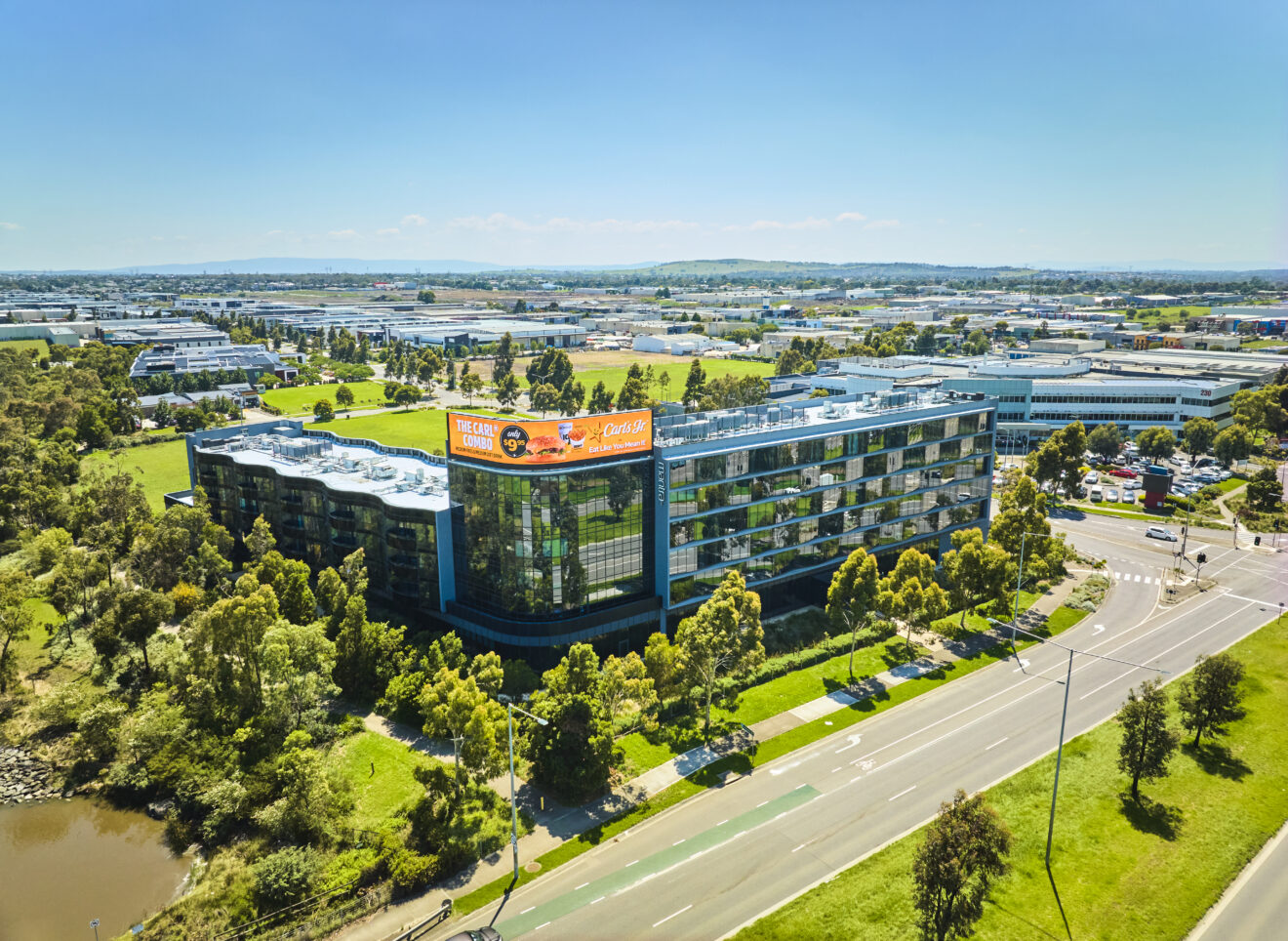 Mantra Melbourne Epping Hotel listed for sale | Property News